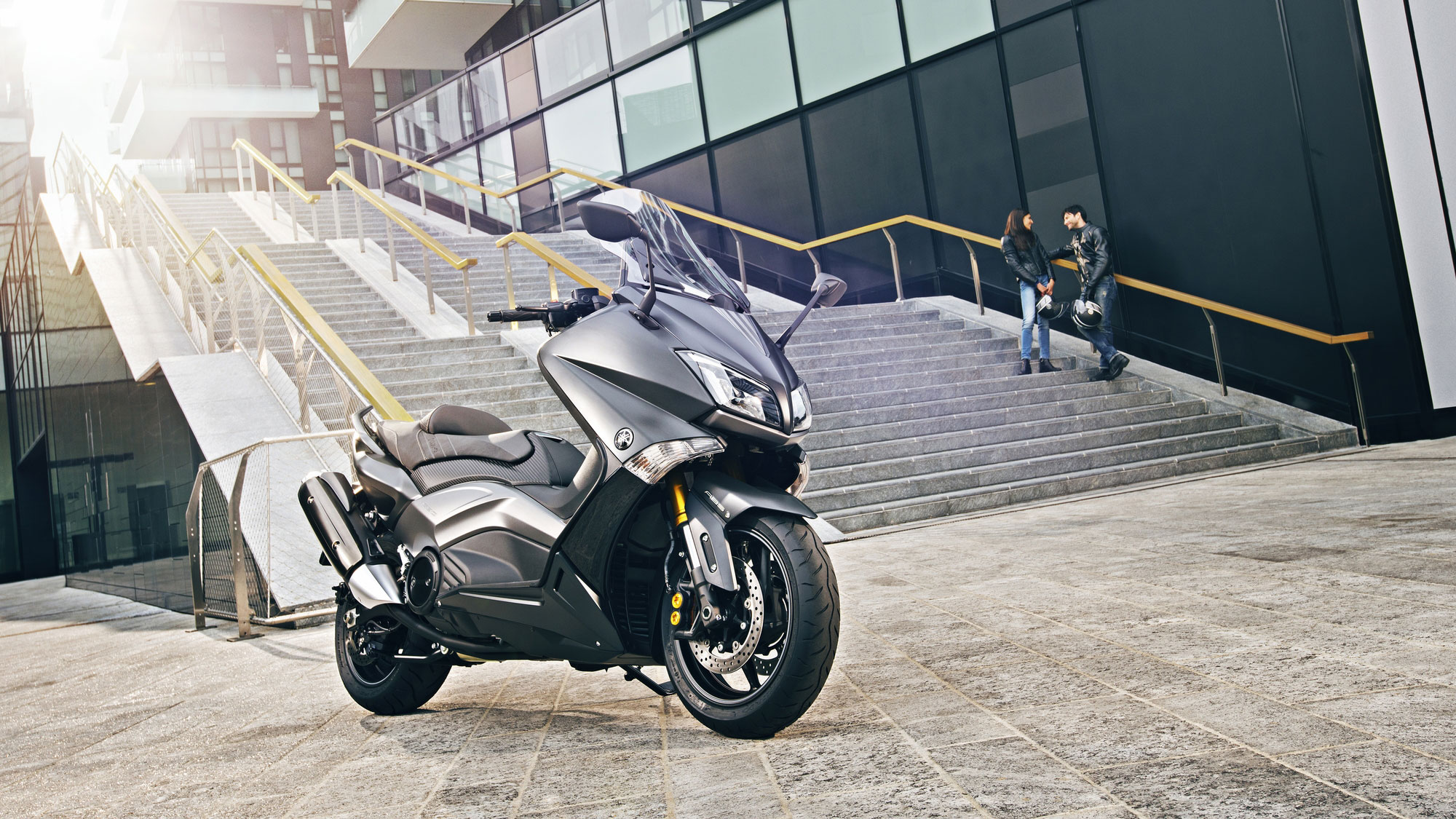 Yamaha T-Max IRON MAX